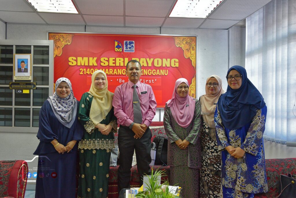 Perbincangan Program Pusat Sumber Sekolah Kolaborasi Perpustakaan ...