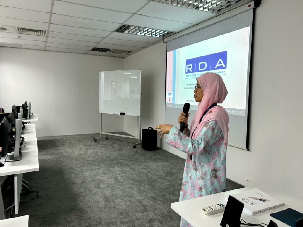 Sesi Perkongsian Pengenalan Dan Penggunaan Resource Description and ...