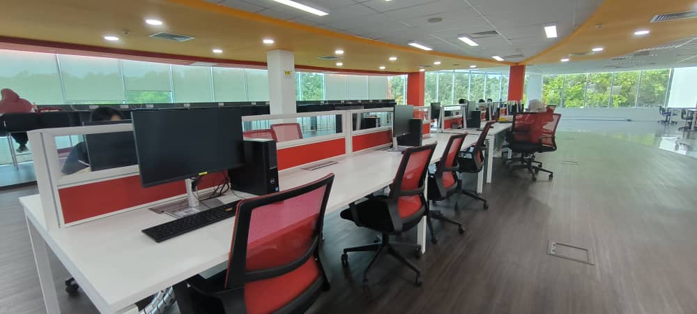 Computer Area/Laptop Zone – Perpustakaan Sultanah Nur Zahirah